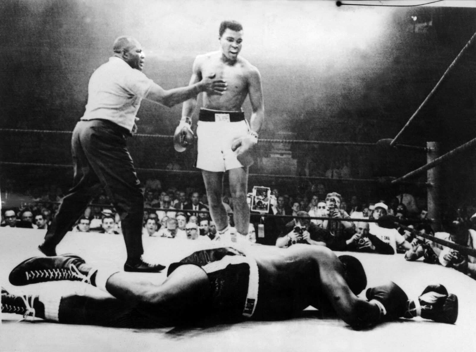 Muhammad Ali’s doctors release new evidence 'proving' boxing trauma did ...