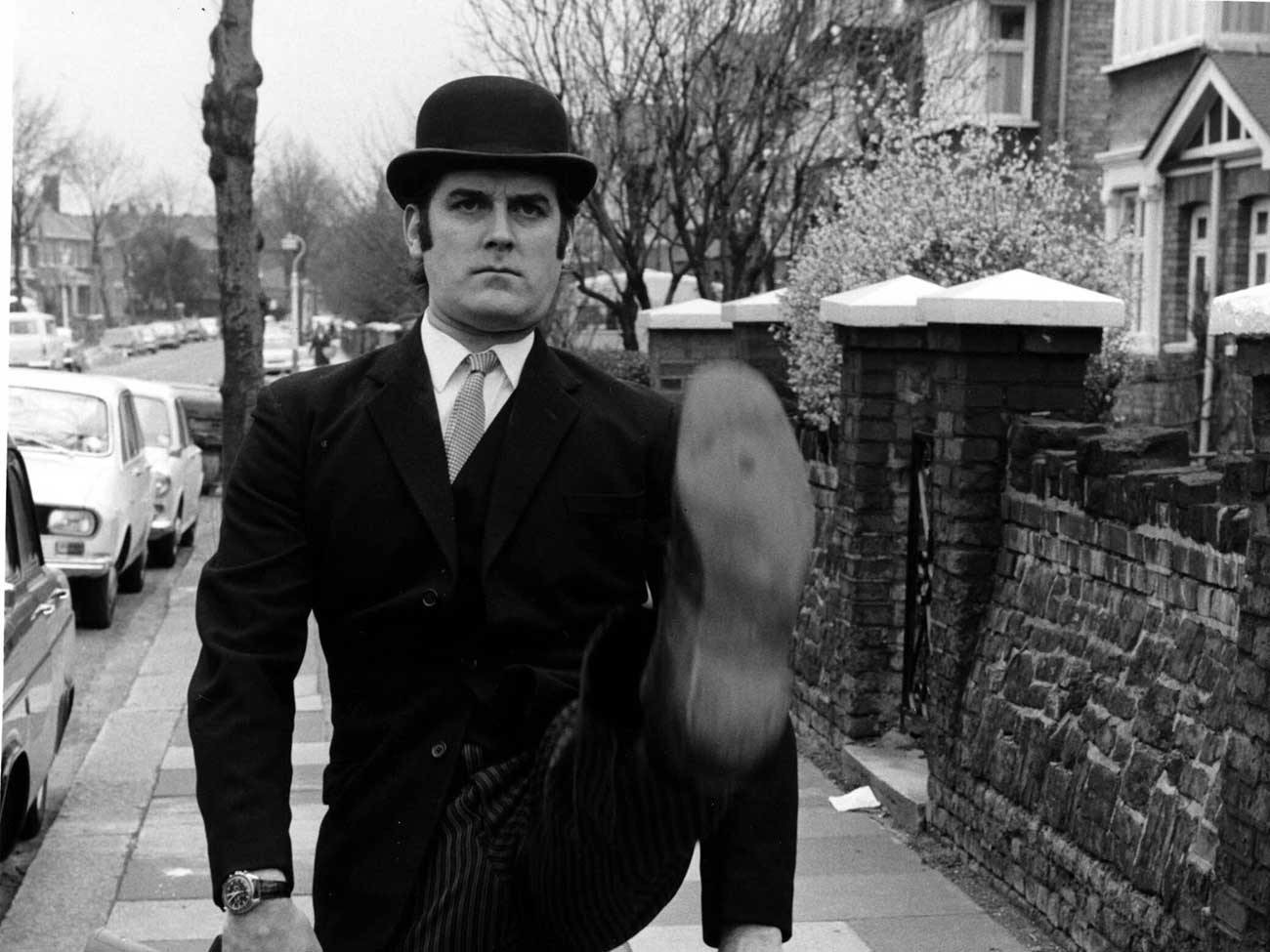 Ministry of Silly Walks had serious health upside, US researchers say ...