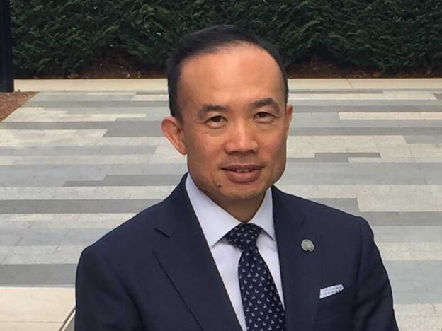 Why this GP is tracking his patients in real time from his computer ...