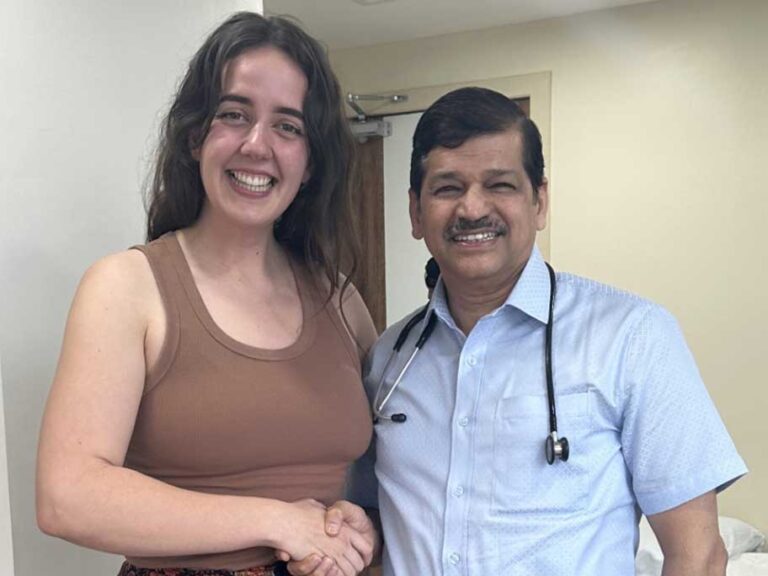 'Thank you, I'm a big fan of your work!': A woman's emotional reunion ...